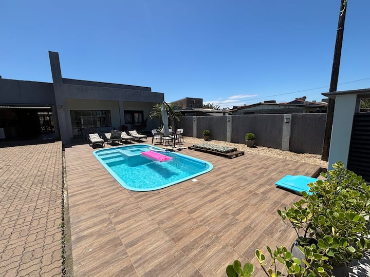 Casa, 3 Dormitórios E Piscina No Centro Xangrilá - Xangri-Lá