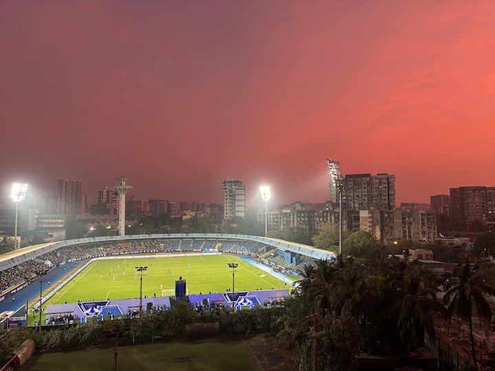 Room In Sportsview Apartment: Mumbai - Mumbai