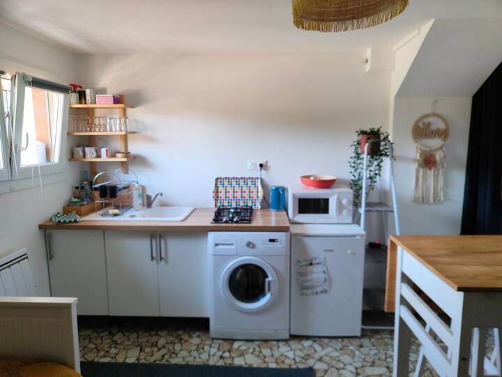 Studio + 1 Chambre (2 Couchages Doubles) - Besançon