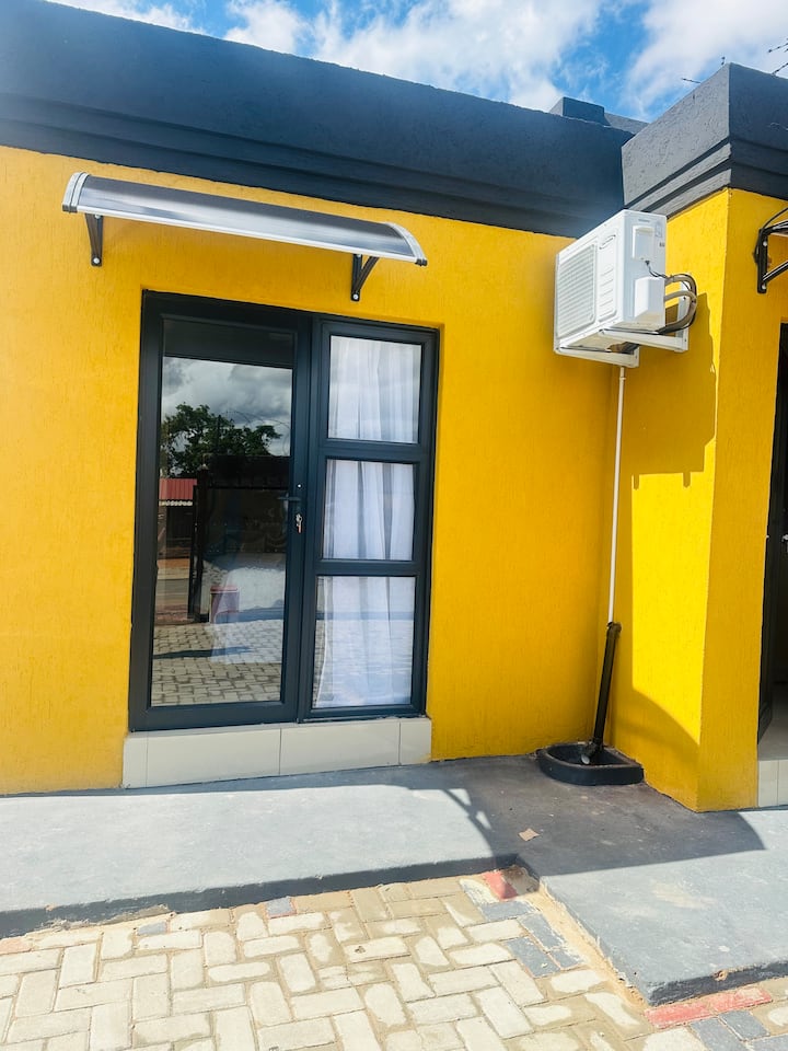 Maduwa Guest House - Soshanguve