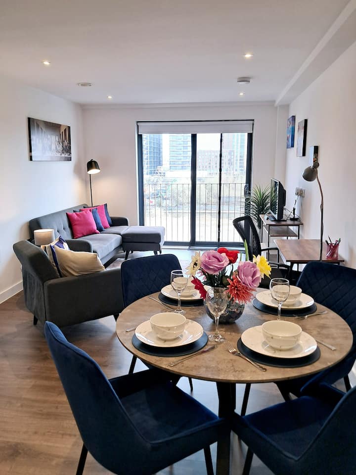 2bed2bath L Waterfront | Freewifi L Media City - Salford