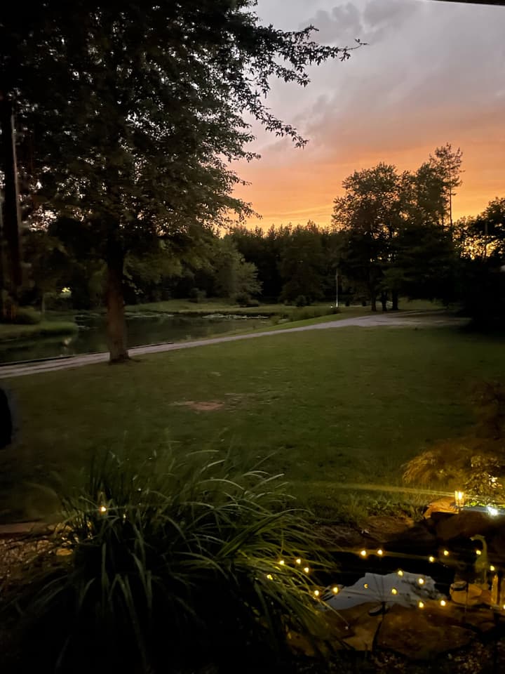 Cozy Rural Guesthouse In Quiet Serene Surrounding - Mount Vernon, IL