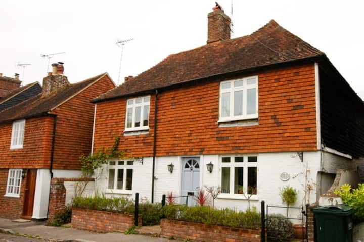 Cricket Cottage - Bodiam Castle