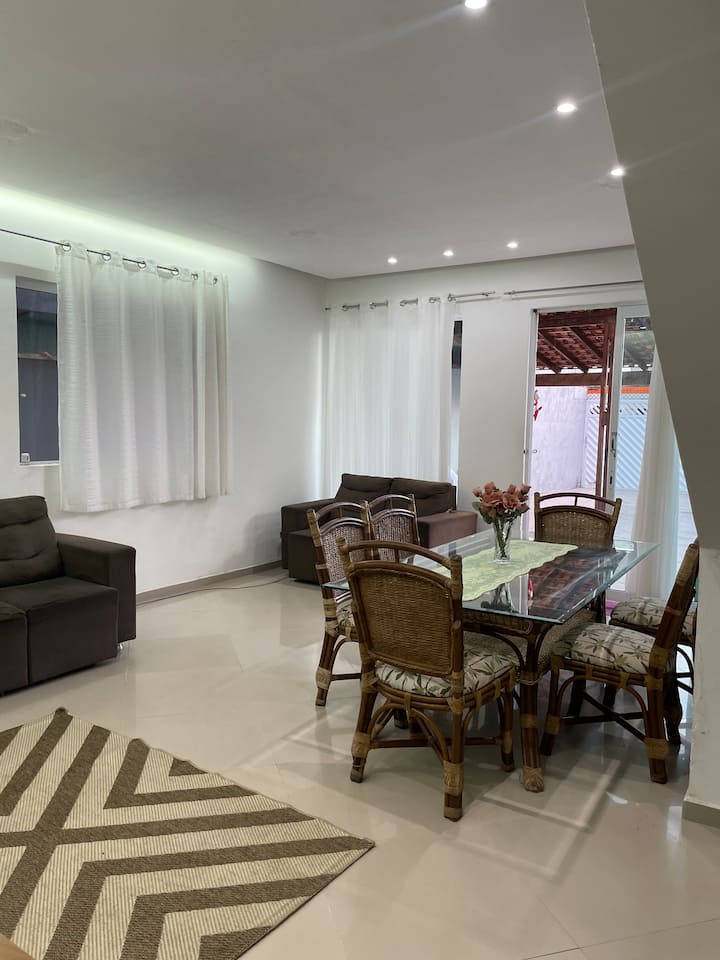 Venha Curtir O Final De Semana Com A Família - Guarujá