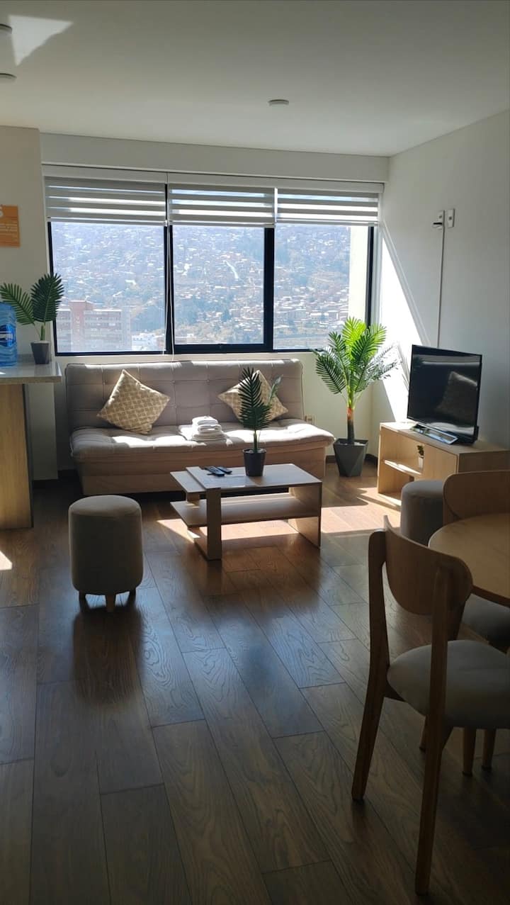 Moderno Dpto Hermosa Vista, Cerca A Embajadas - La Paz
