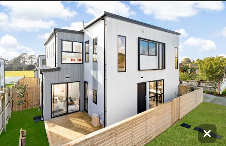 Kadalla (The Nest) - Auckland