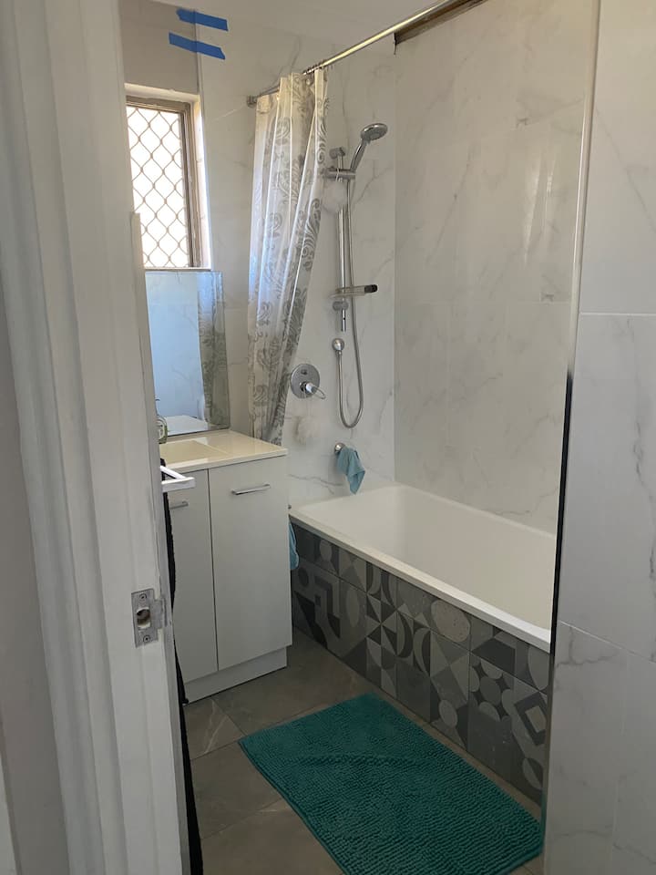 Kirwan Kastle Room 1 - Townsville