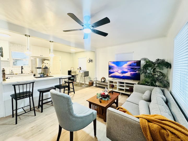 Welcome To Charming Home Near Lax, Beaches, Sofi - Gardena, CA