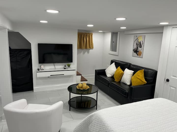 Private Entrance Studio Basement Close To Nyc - Fort Lee