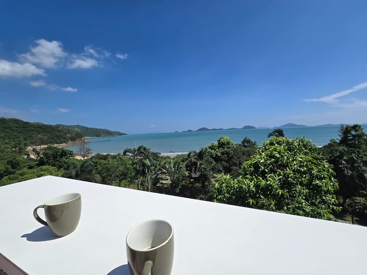 Luxury Beachfront Retreat With Private Garden - Tai O