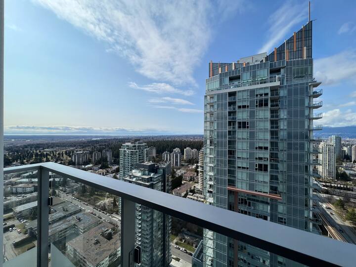 Good View 2br&2bt Freeparking Skytrain Metrotown - Burnaby