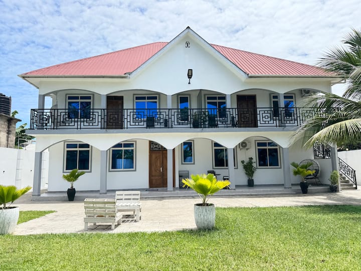 Chukwani Halmahome - Générateur Automatique Inclus - Zanzibar