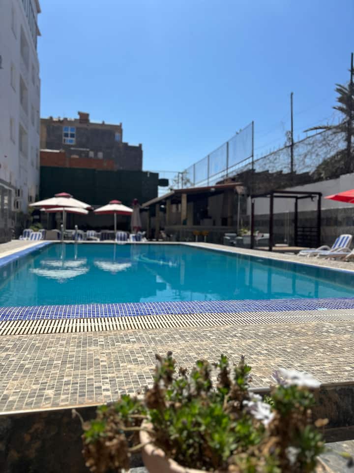 Le F3 Confort Piscine & Gym à Gembetta - Oran