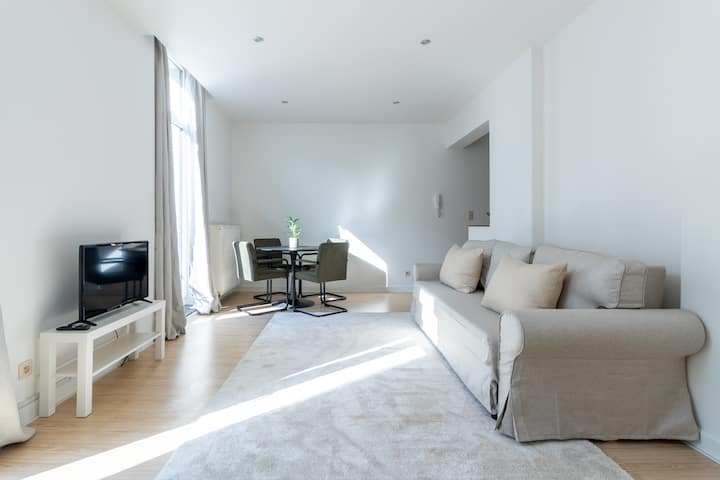 Lichtrijk Appartement Op Toplocatie In Gent2 - Gent
