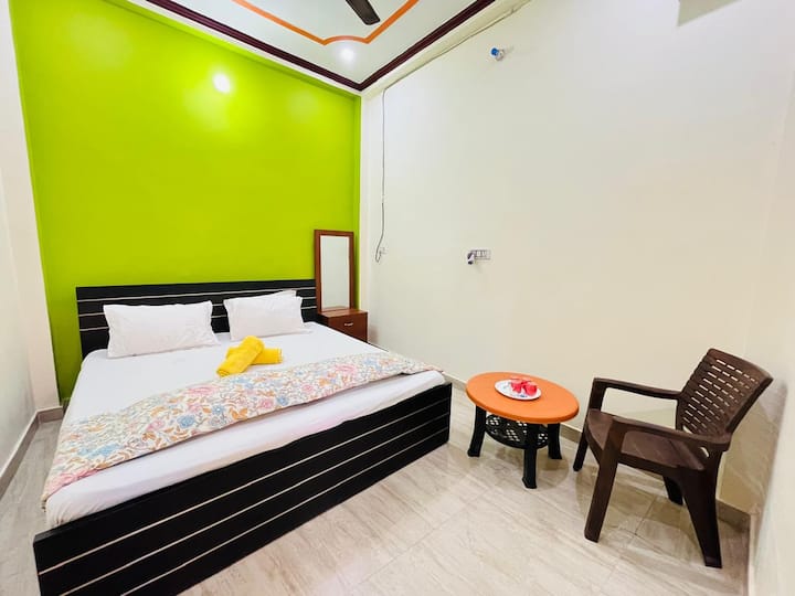 Om Homestay(10min From Ram Janmabhoomi) - Ayodhya