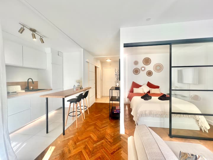 Le Terracotta Suite : A Deux Pas Du Metro - Villeurbanne