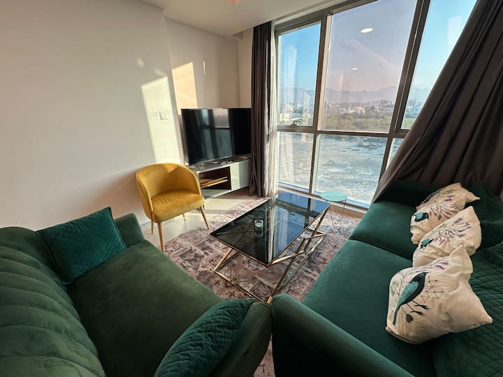 Pinnacle Row | 2-bedroom Retreat - Muscat