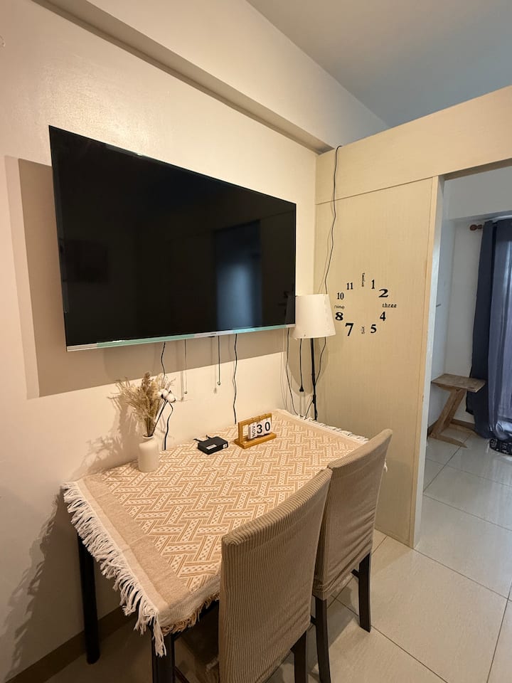 Cozy South Staycation - Las Piñas