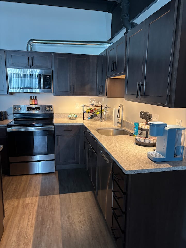 1br Condo W/ View Of City - 301 - Kalamazoo, MI