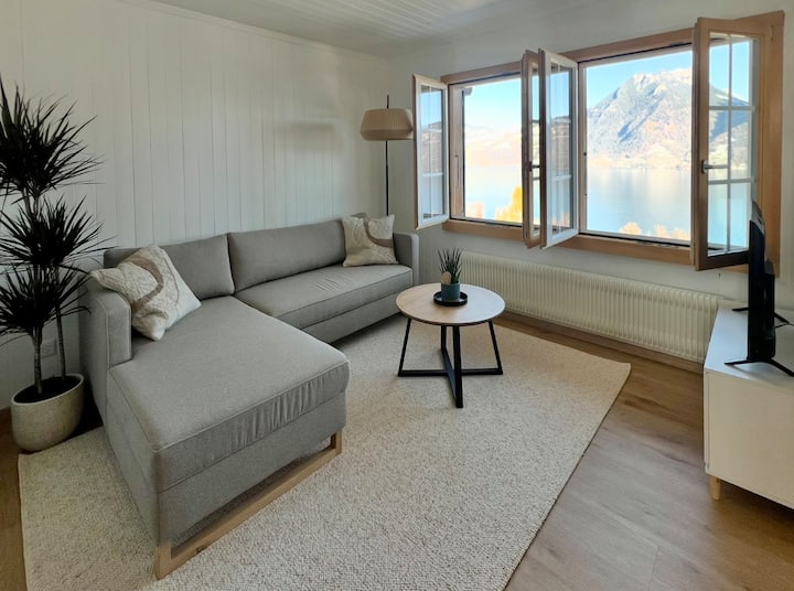 Chalet Lake View | Style & View - Krattigen
