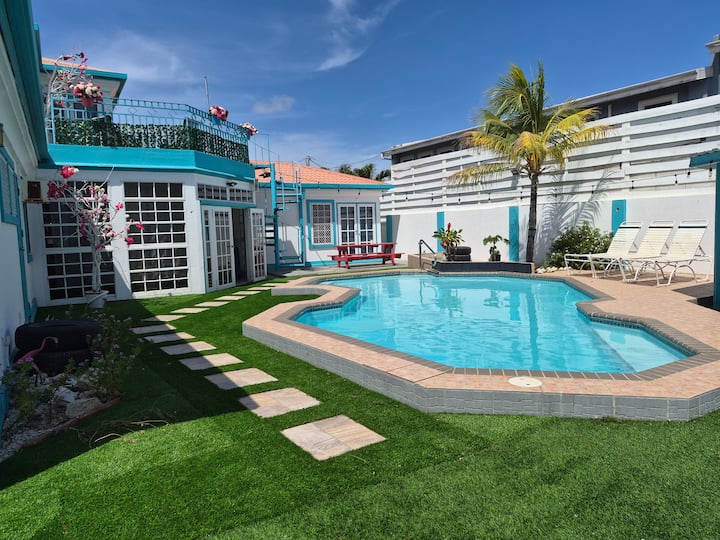 Villa Ripak Black Friday
 4 Room 1 Suite 
6-8 Pers - Aruba