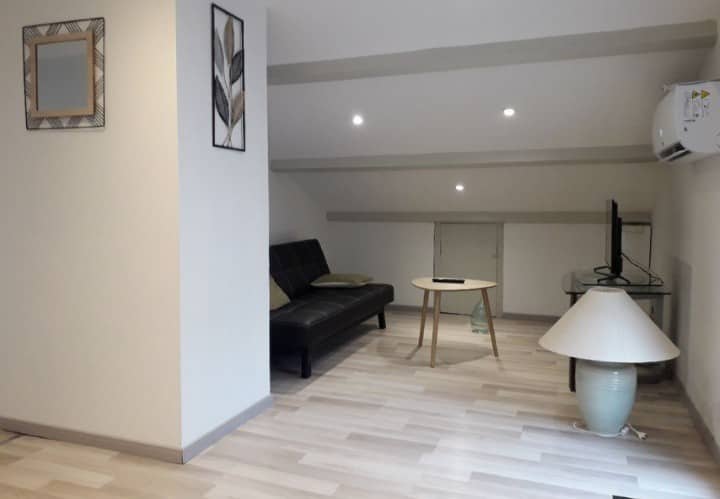 Appartement Neuf, Traversant. - Millau