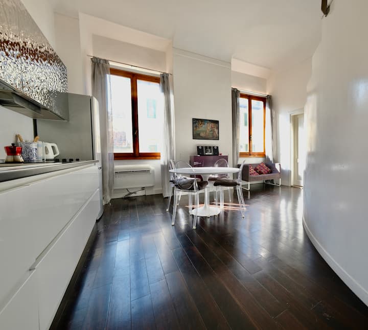 Design Suite- Appartamento Moderno Vicino Al Duomo - Florence
