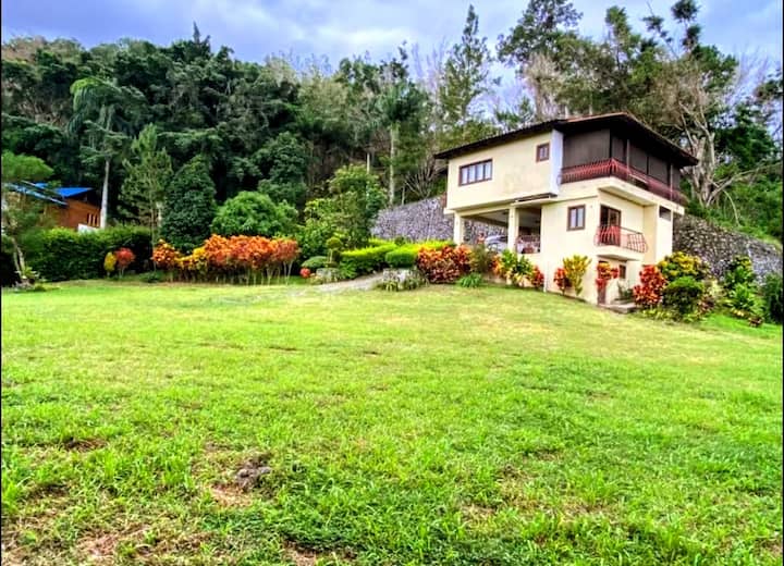 Descanso En Villa Con Panorámica Montañosa - Jarabacoa