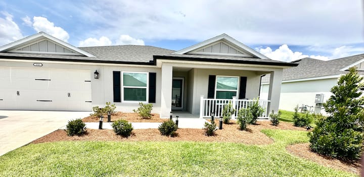 Pebble Beach, Near Brownwood Paddock Square - The Villages