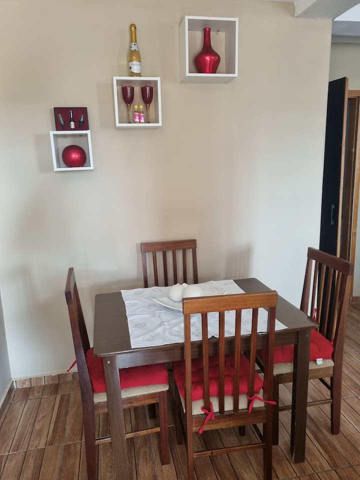 Casa Com Piscina Jd Iolanda - Botucatu