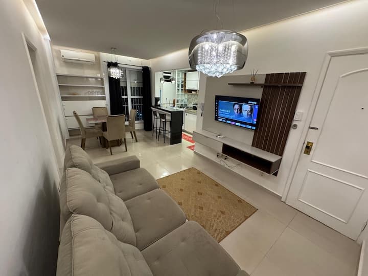 Apartamento Pitangueiras ,Poucos Metros Do Mar - Guarujá