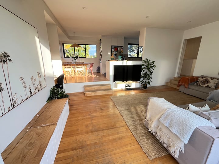 Sunny Omanu Family Home. 5 Min Walk To The Beach. - Mount Maunganui