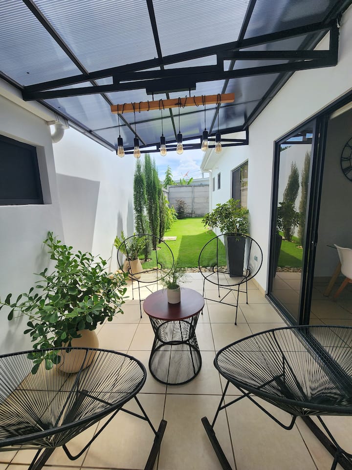 2 Bedrooms With A/c | Wifi | 24/7 Security - Managua