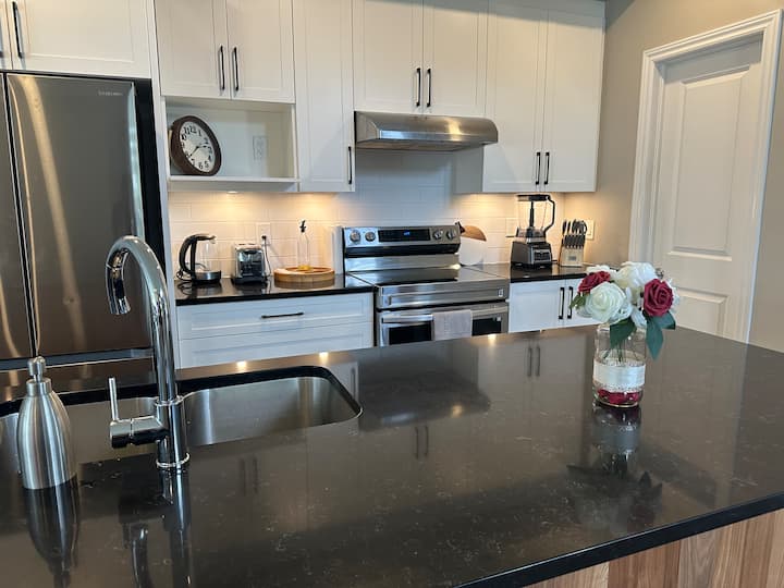 Room For Luxury - Ottawa
