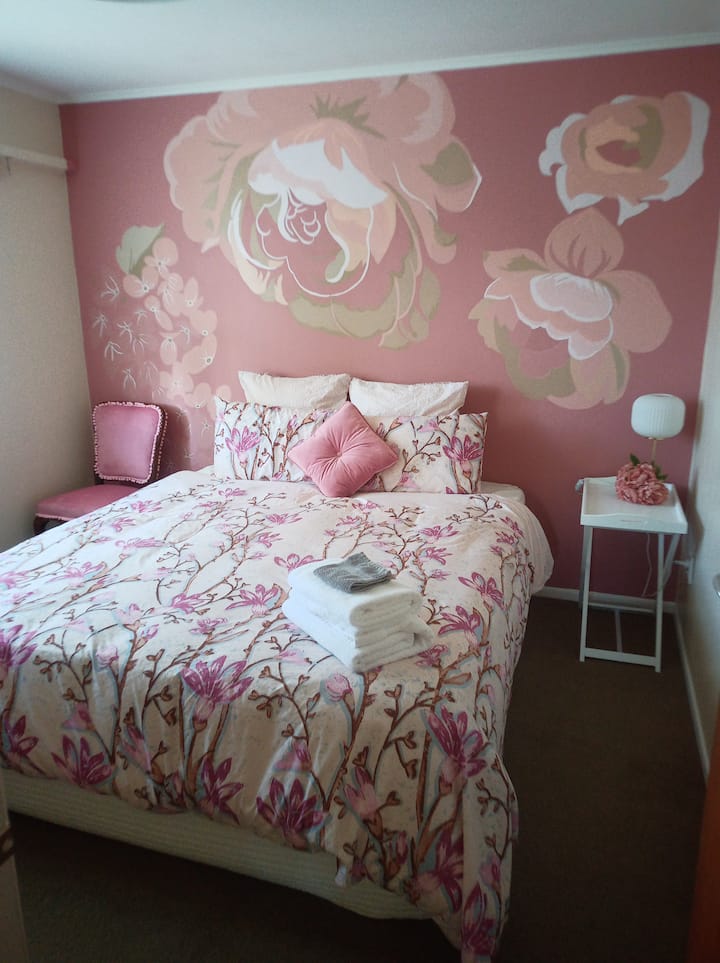 Bloom Haven, Near To Popular Sites - Rotorua