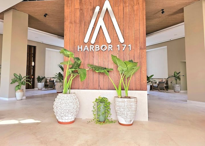 Harbor 171 North Tower 704 - Puerto Vallarta