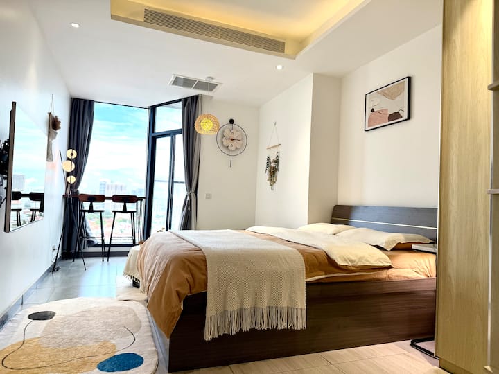 River View Apartment - Beautiful Sky Bar - Cambodia