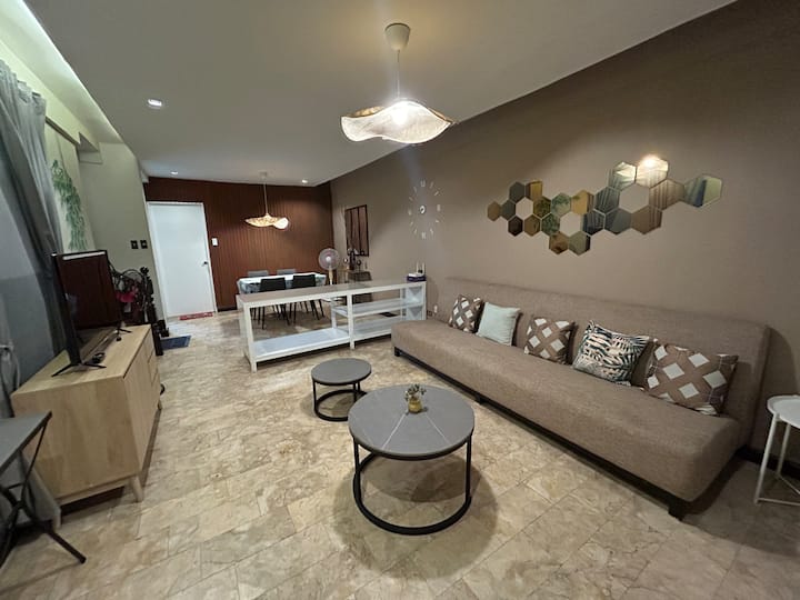 4br House In Pasay Near Airport - Parañaque