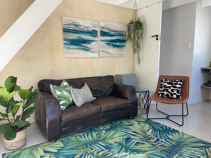 Loft Apartment - George