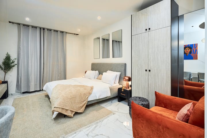 Studio Apt - 4min Drive From Kotoka Airport - Accra