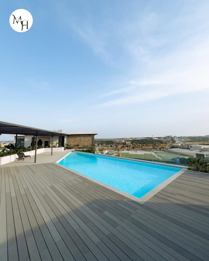 Urban Breeze Studio By Meraki Homes@ Loxwood House - Ghana