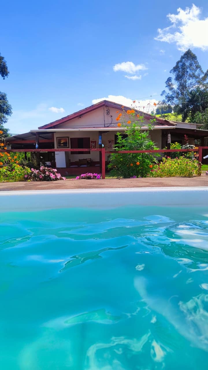 Chácara Familiar Com   Piscina  Para Seu Lazer. - Taubaté