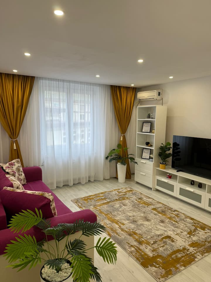 Apartament Stilat Ultracentral! - Craiova