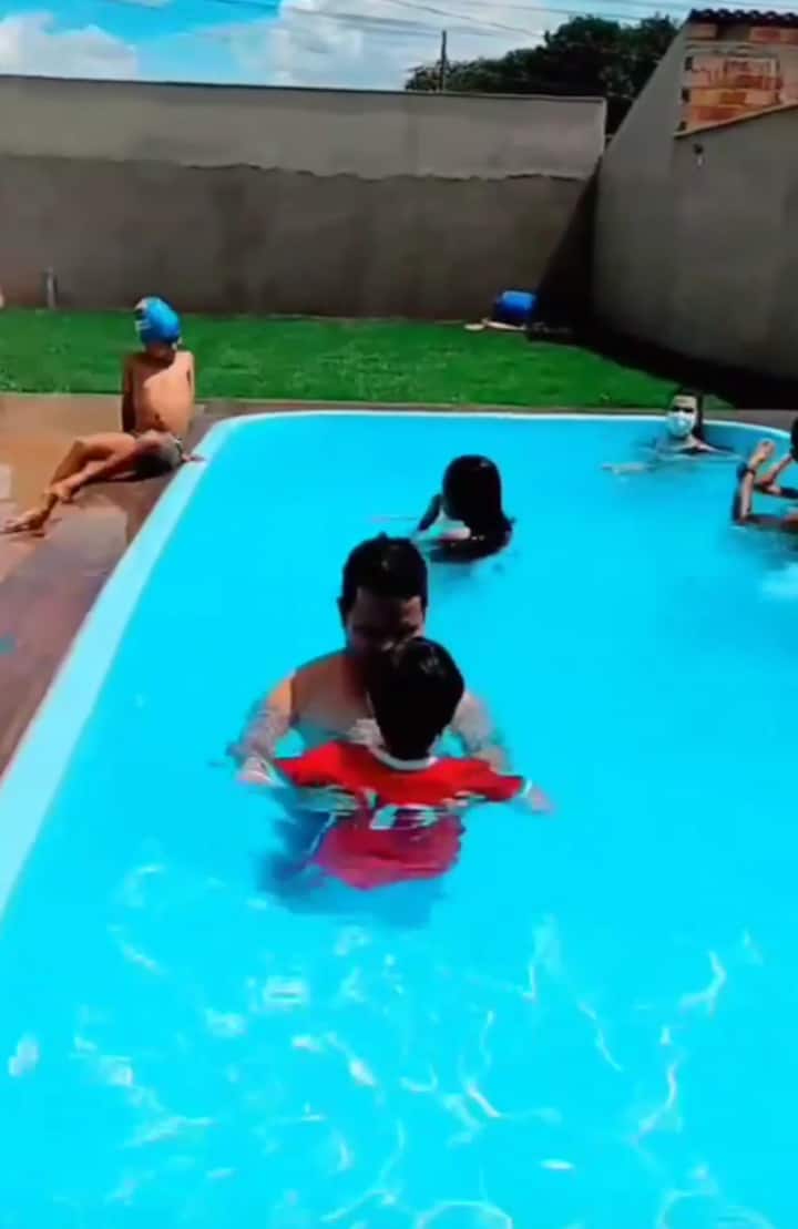 Espaço De Temporada E Eventos Com Piscina - Goiânia
