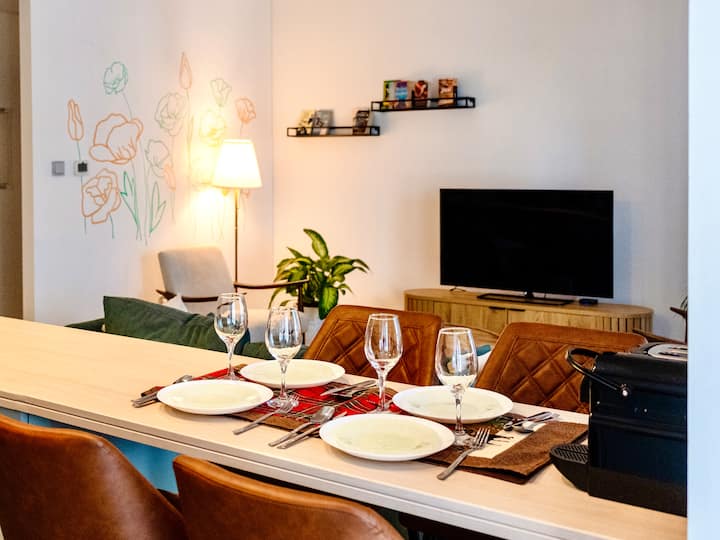 Elegant 2brs -On Vibrant Dubai Marina Walk - 