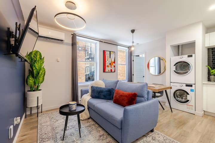 Warm 2br In The Heart Of Plateau Mtl - Olympic Stadium