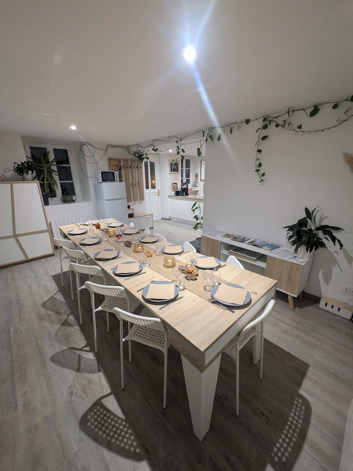 Séjour Paisible à Laloin, 12 Pers Près De La Loire - Château de Chambord