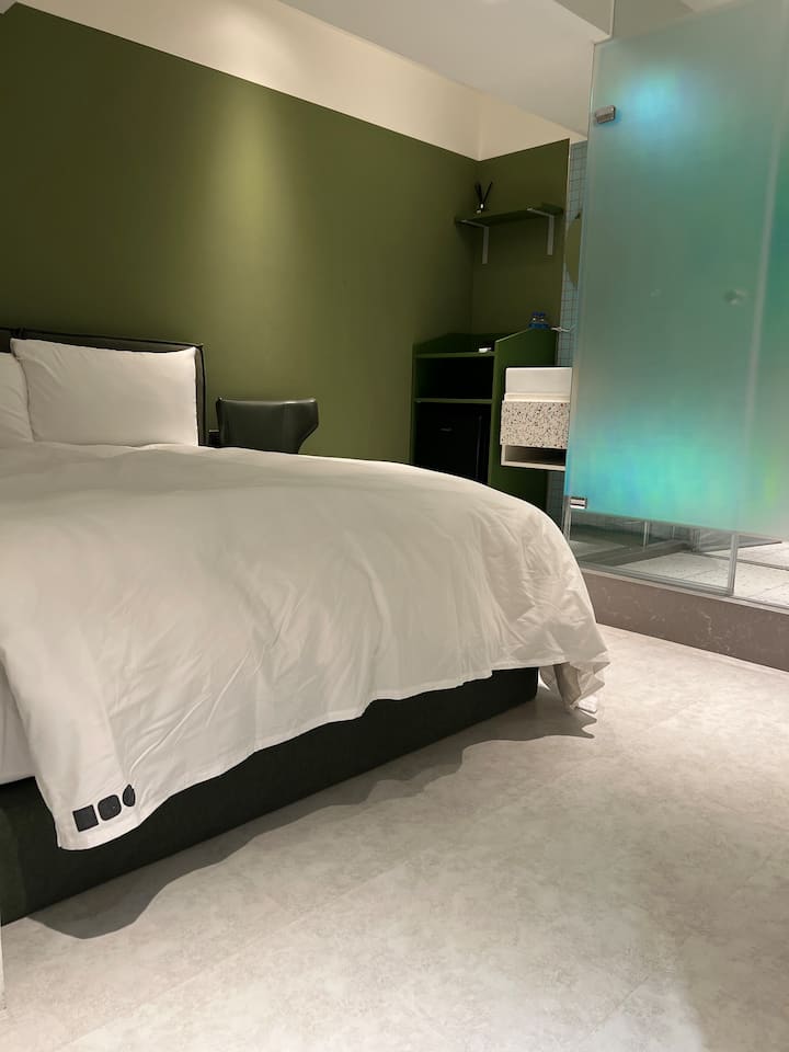 Loving Me Smiley Inn Ximen - 투청 구