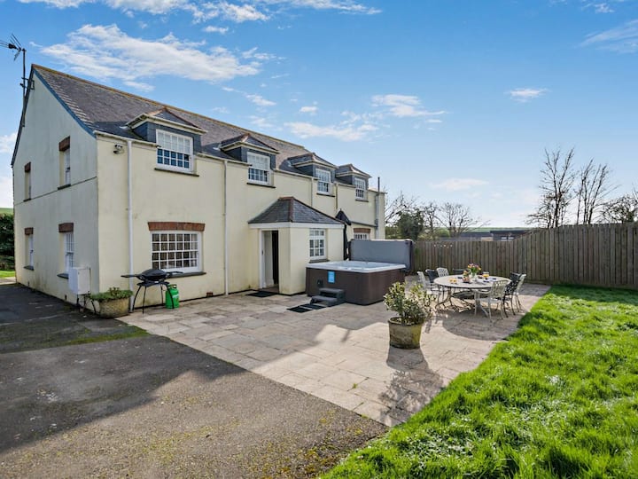 5 Bed In Wadebridge (Oc-tbart) - Padstow