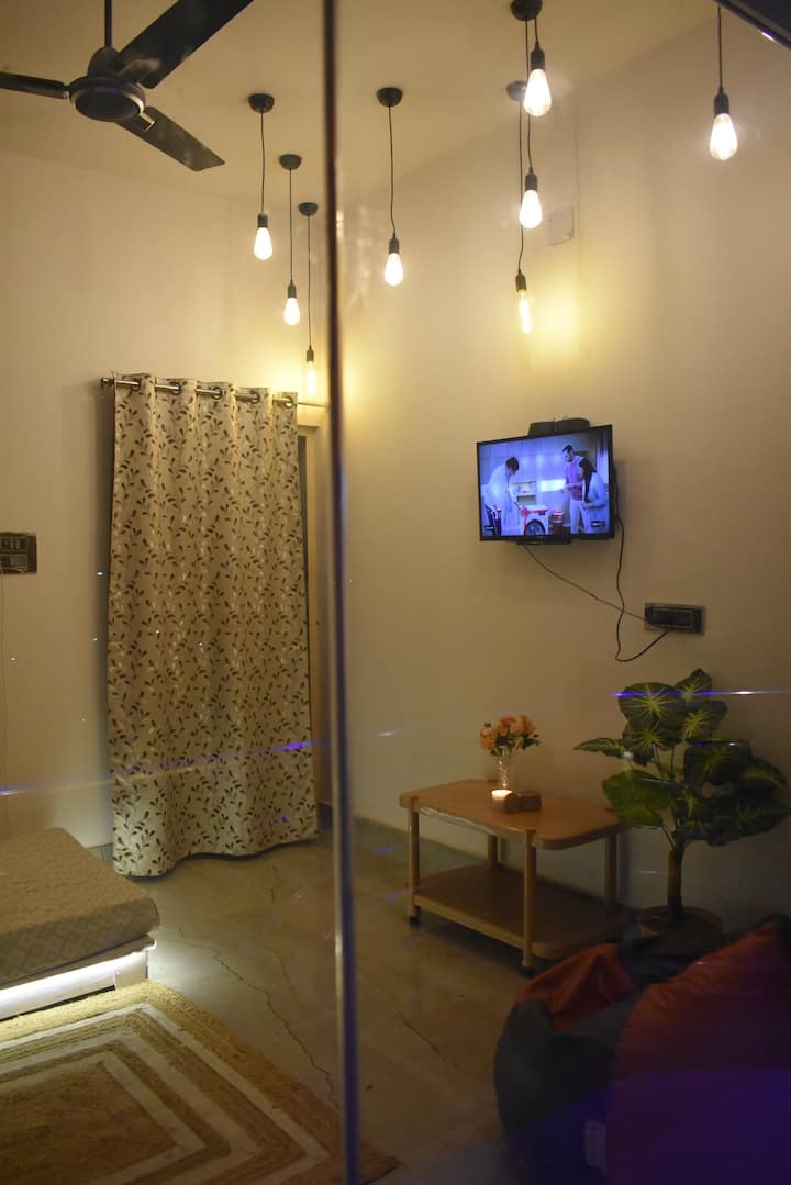 2 Bed Apt Wth Bathtub & Mountain View - Jamshedpur